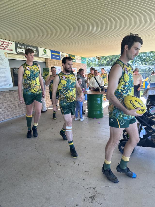 Hawks eat Redbacks for dinner | Goondiwindi Argus
